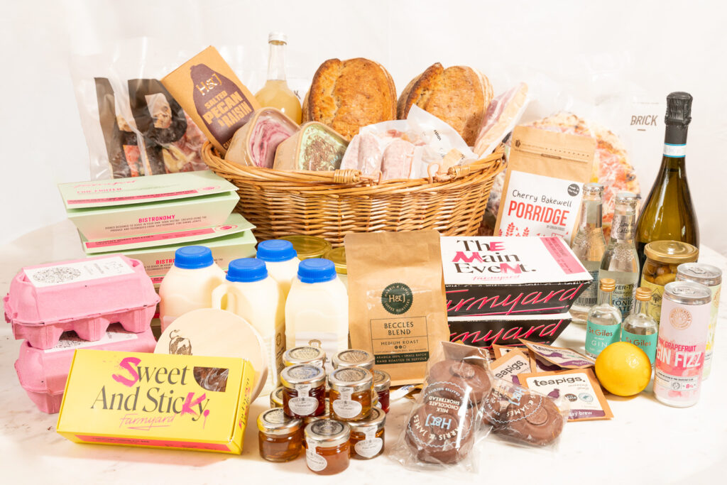 Clubhouse dining | Fritton Lake